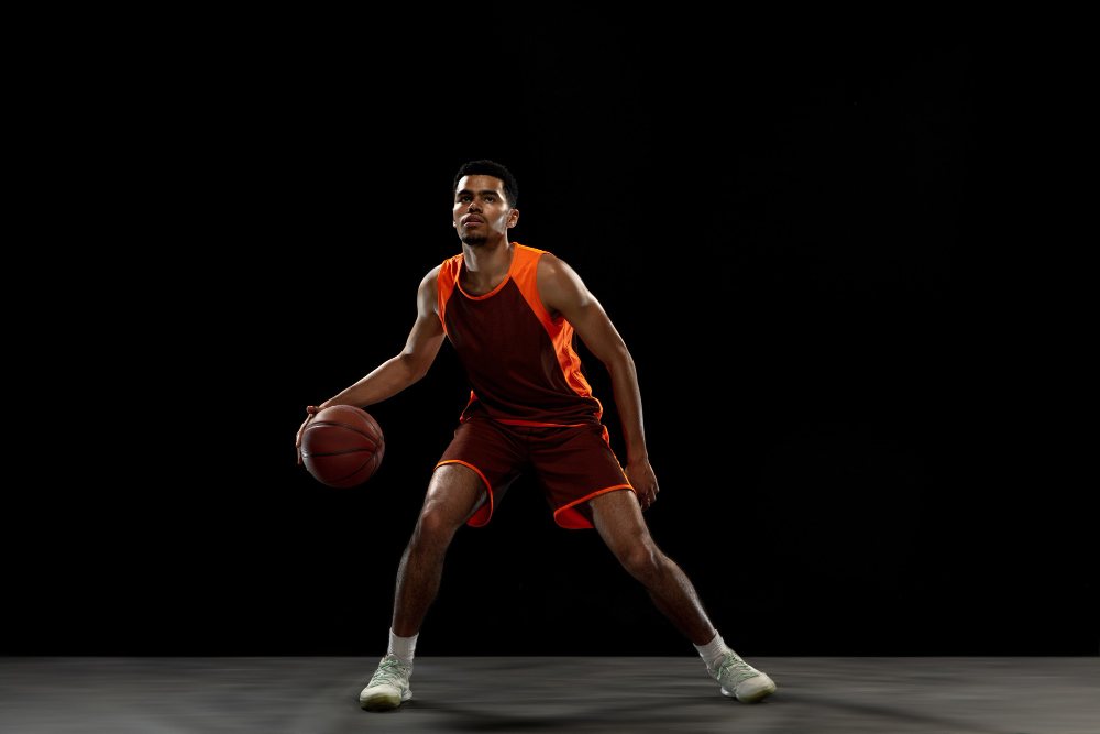 Les postes au basketball : Rôles, Spécificités et Qualités Requises